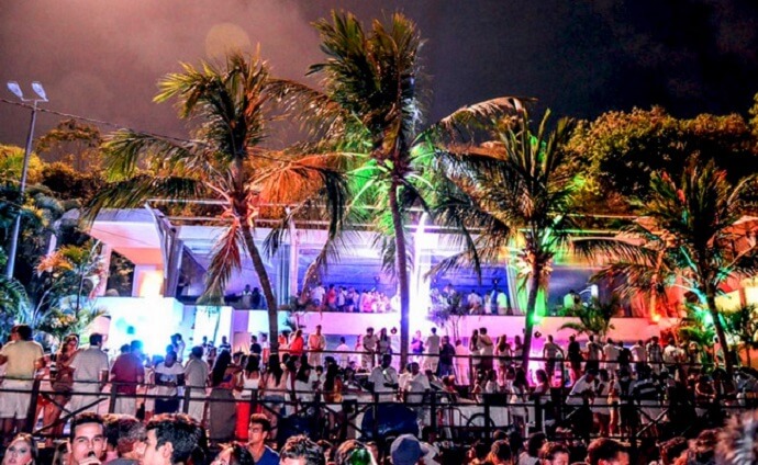 Tudo sobre o Réveillon na Praia da Pipa em Natal - 2024 | Dicas incríveis!